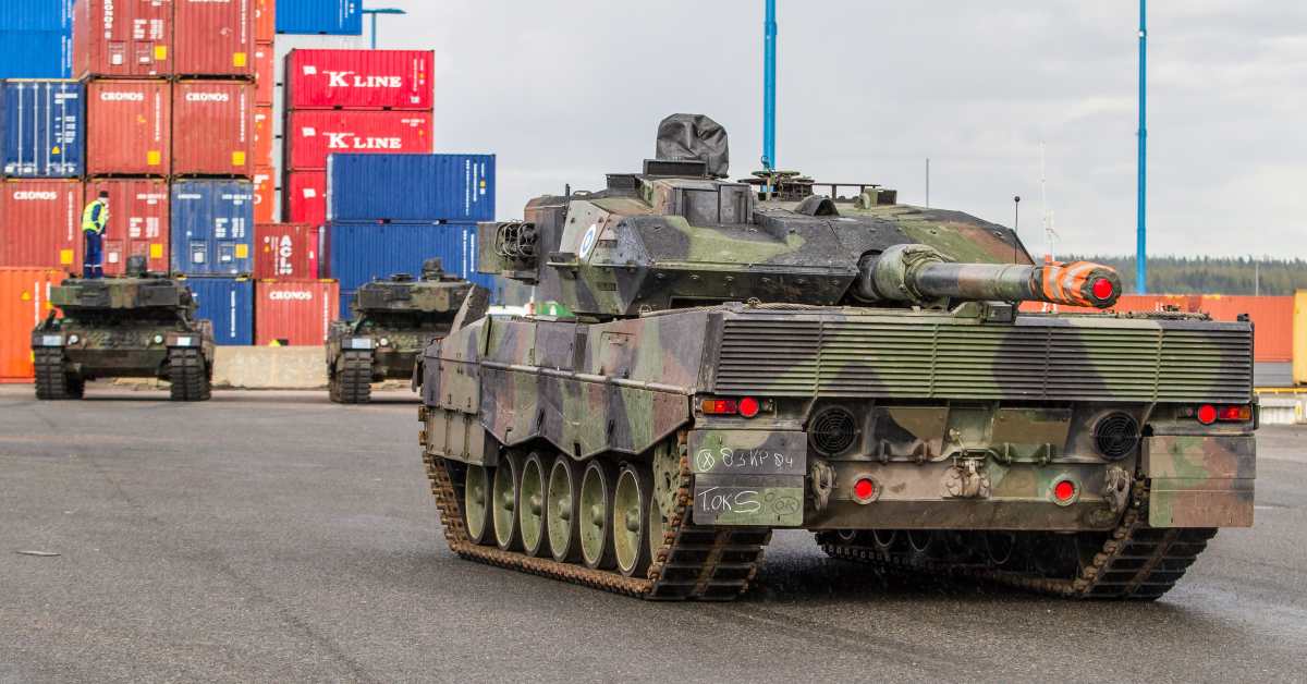 Leopard-stridsvagnar levererades | Inrikes | Svenska Yle