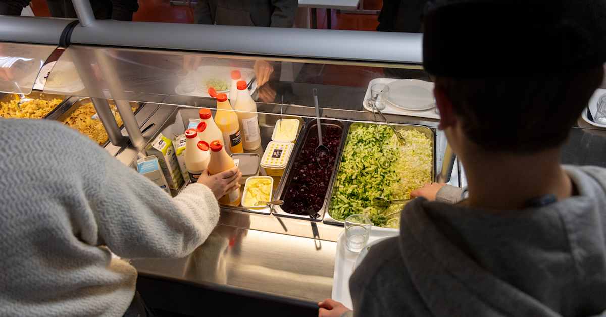 Hattula jakaa taas ilmaista ruokaa – kunta selätti linjastoa piinanneet ...