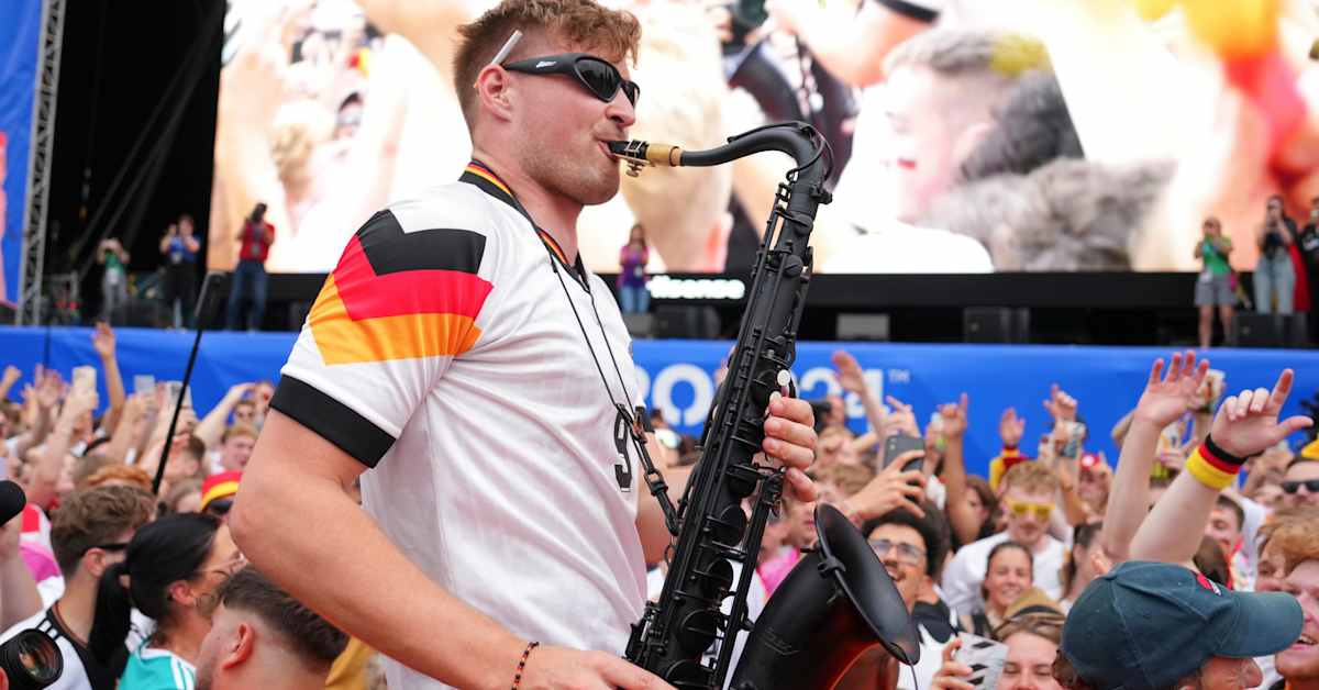 Saksofonia soittavasta saksalaiskannattajasta on tullut EM-kisojen ...