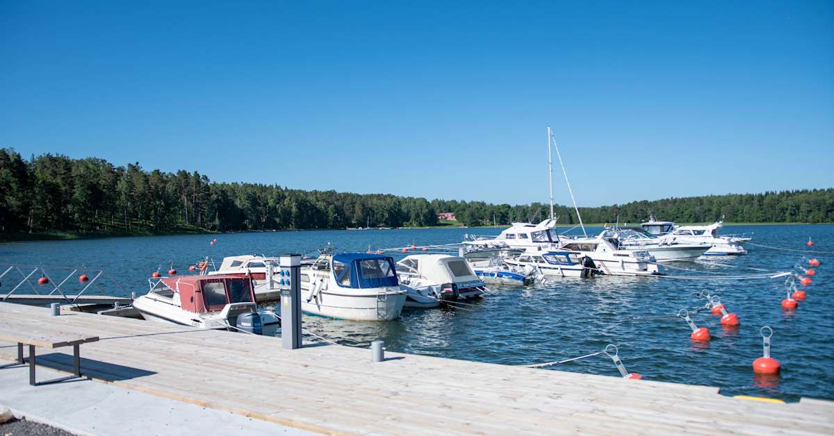 Bromarv byaråd förhandlar vidare om skärgårdshamnen med en företagare ...
