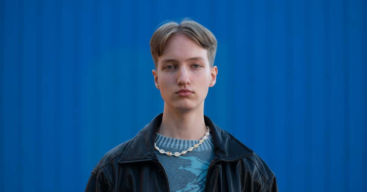 Sixpack, tuuheat hiukset ja leveät hartiat – miehen ihannekuva on kapea ...