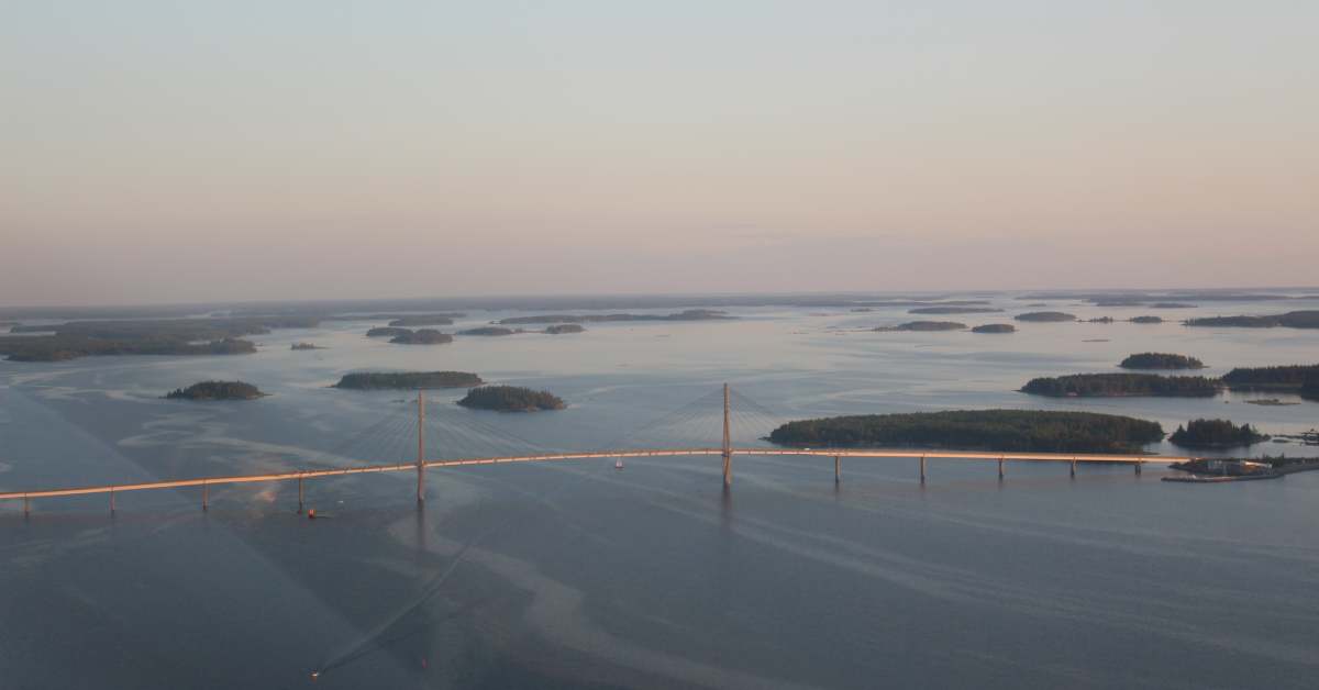 Servicearbete stänger körfil på Replotbron | Österbotten | Svenska Yle