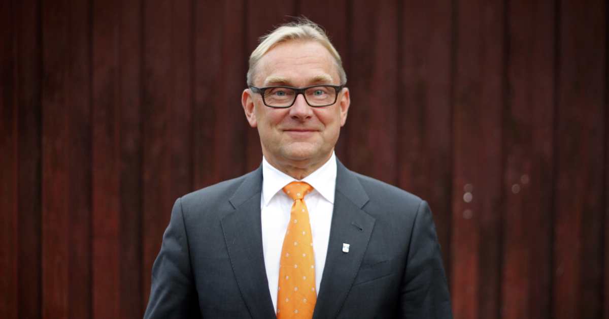 Stadsdirektörstjänsten i Hangö lockar många sökande - också nyligen ...