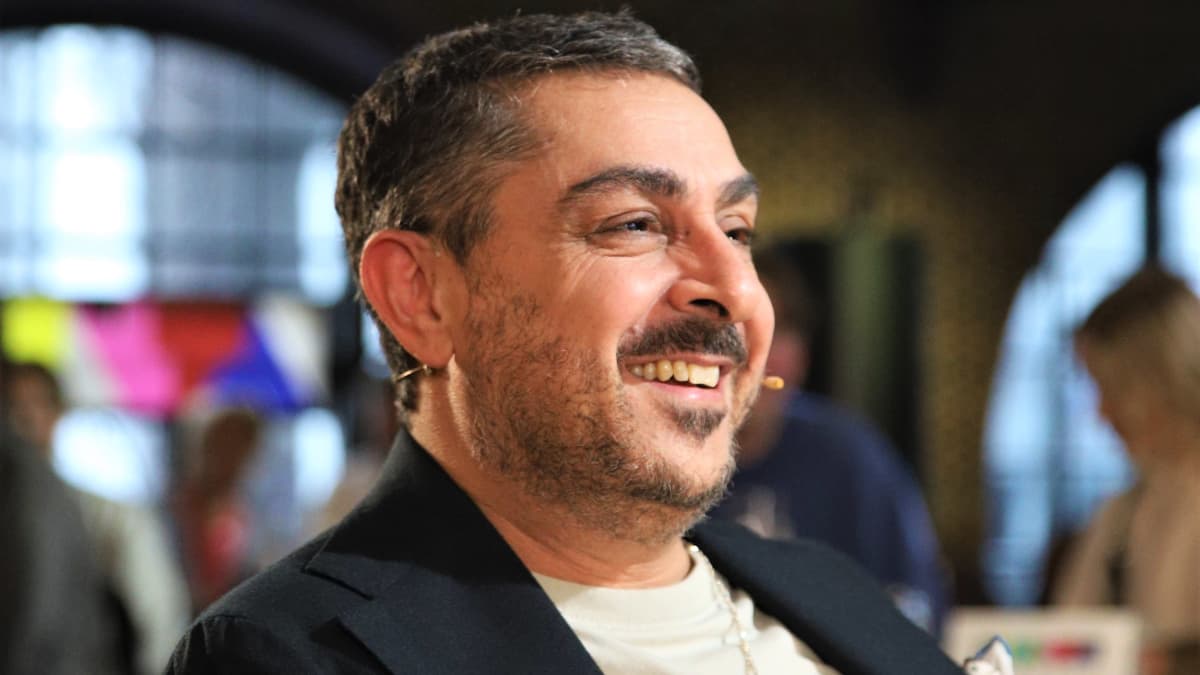 Arman Alizad on uskonnottomuudesta huolimatta hengellinen ...
