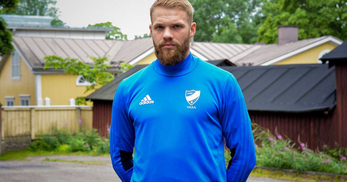 Casper Källberg från Ekenäs fick lyft i sin karriär i Vasa IFK ...