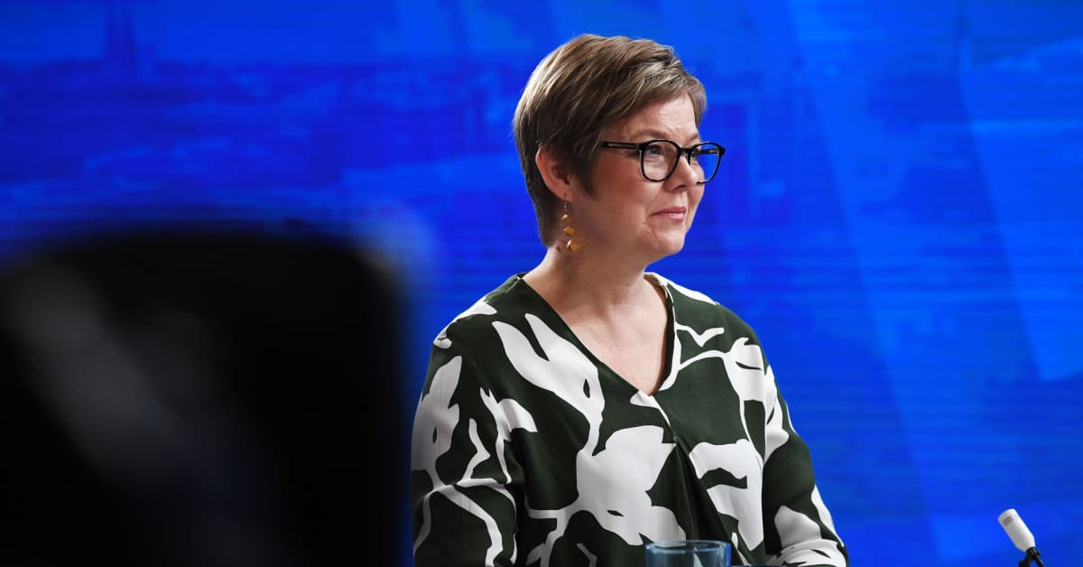 Sisäministeri Krista Mikkonen haluaa Suomeen 700 uutta poliisia ...
