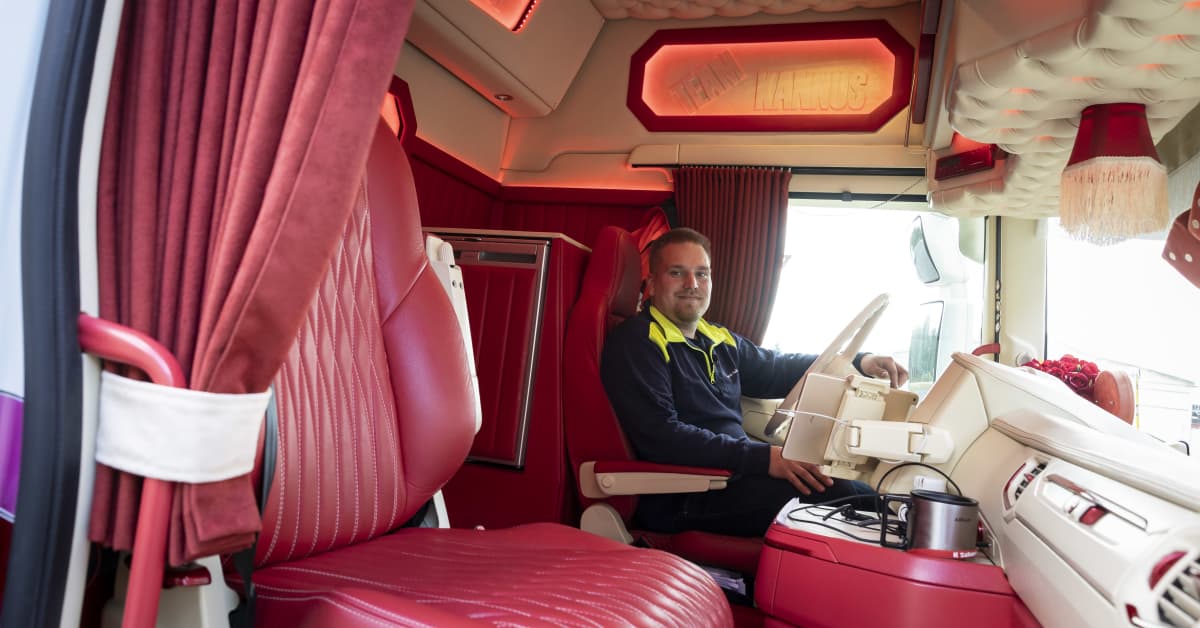 Ammattikuljettaja Henry Salosen rekassa on laskeutuva sänky ...