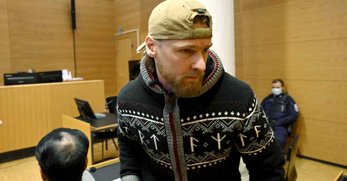 Voislav Tordenille kovat syytteet sotarikoksista Itä-Ukrainassa ...