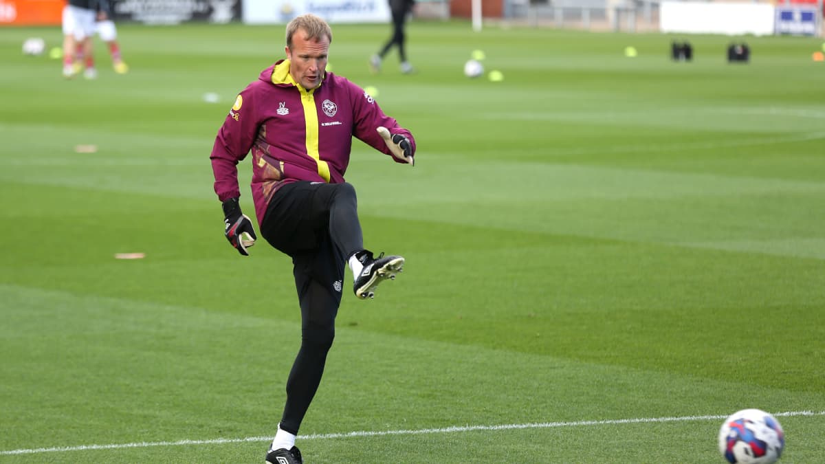 Tätä ei ole ennen nähty – suomalaiset jalkapallovalmentajat saavat ...