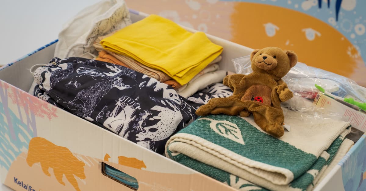 Finland sends Ukrainian families 1,000 baby boxes | Yle News | Yle