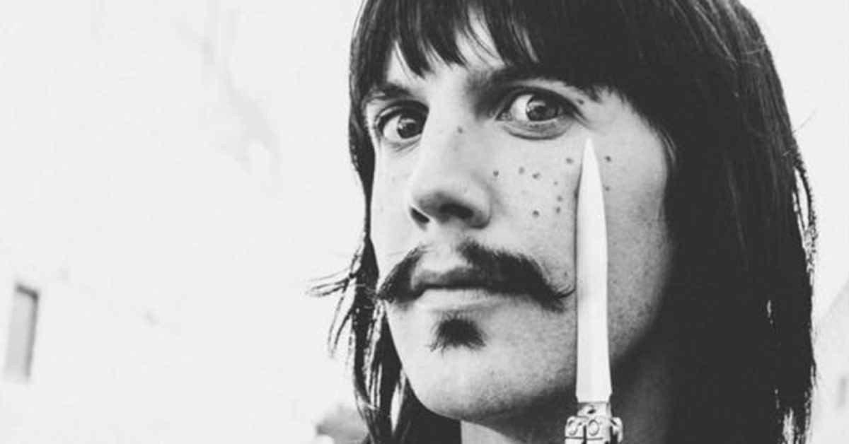 Eric Nally - En ny Freddie Mercury? | X3M | Svenska Yle