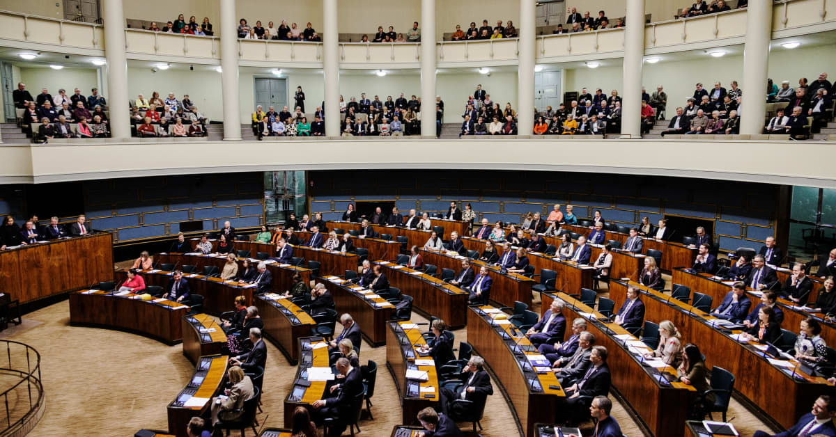 Juristi, sairaanhoitaja, poliisi – kävimme läpi, mitä ammatteja uuteen ...