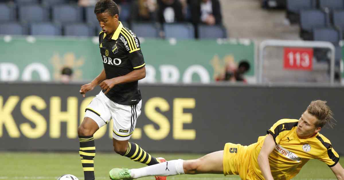 Supertalangen dödade AIK:s gulddröm – Skrabb målskytt | Sport | Yle