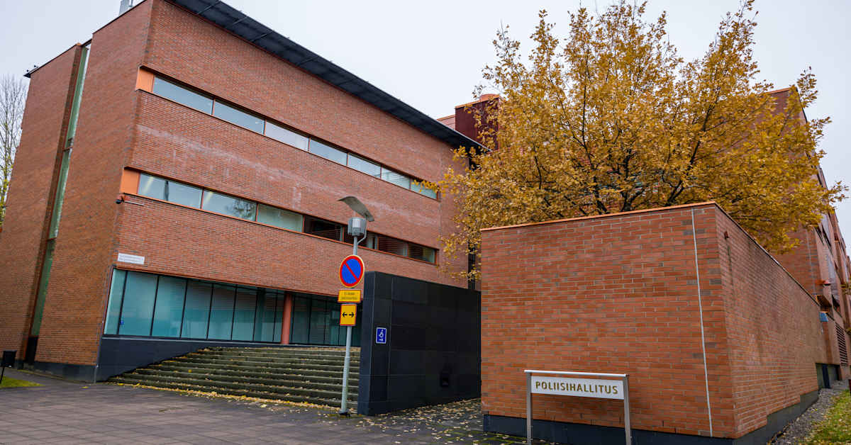 Officer won't face charges in colleague's suicide at National Police Board office | Yle News | Yle