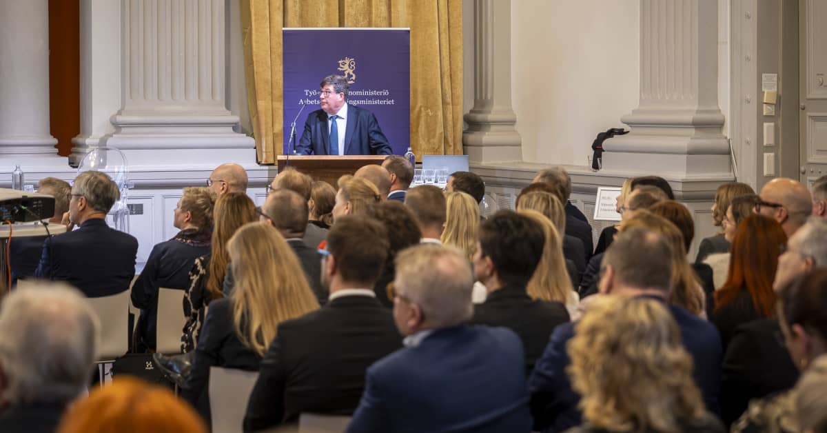 Työministeri Satonen: Toivon, että työmarkkinajärjestöt sopivat ...