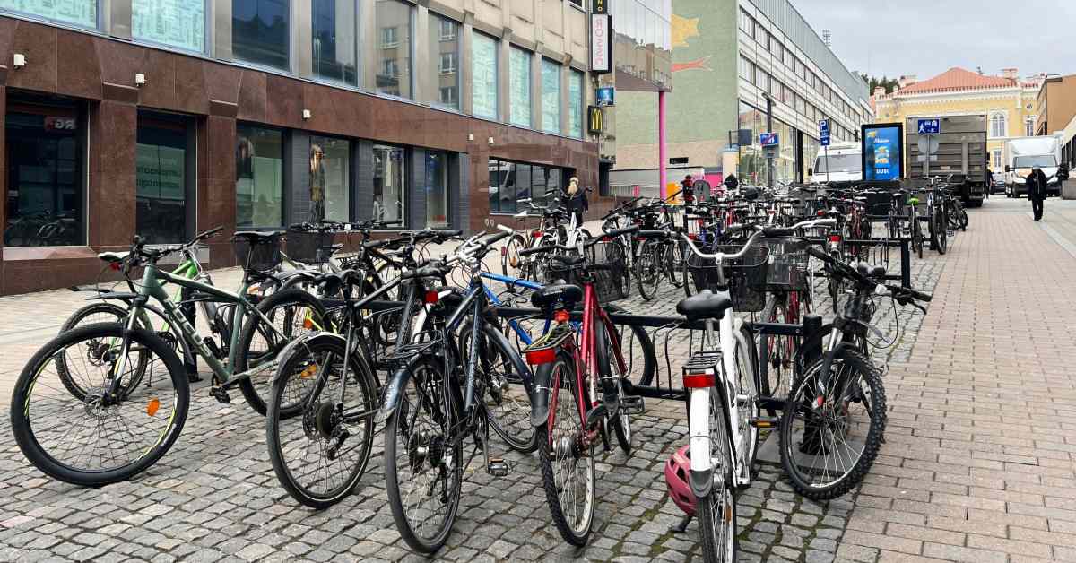 Jyväskylän kaupunki aloittaa pyöräparkkien kevätsiivouksen – näin ...
