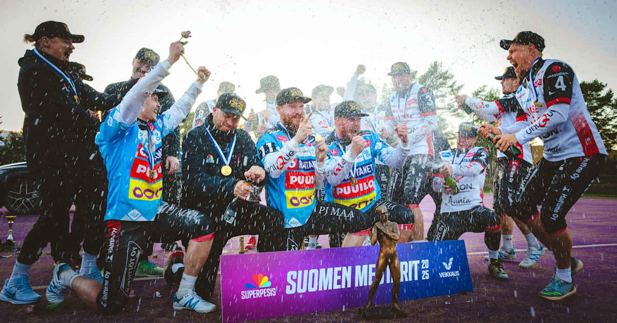 Tampere palkitsi pesäpallon tuplamestarit – kymppitonni sekä Manse PP:n ...