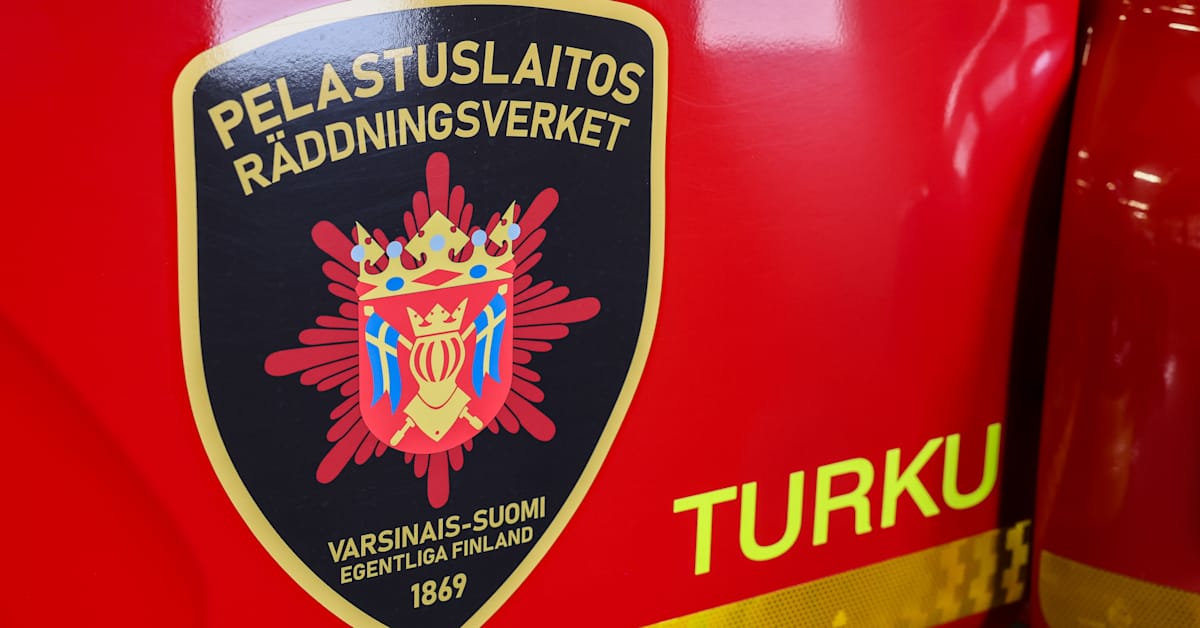 Rekka syttyi yöllä tuleen Turun kehätiellä | Varsinais-Suomi | Yle