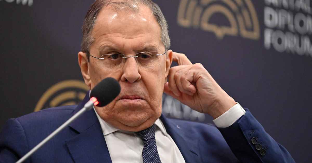 Utrikesminister Lavrov slår larm om förrädare i den ryska makteliten ...