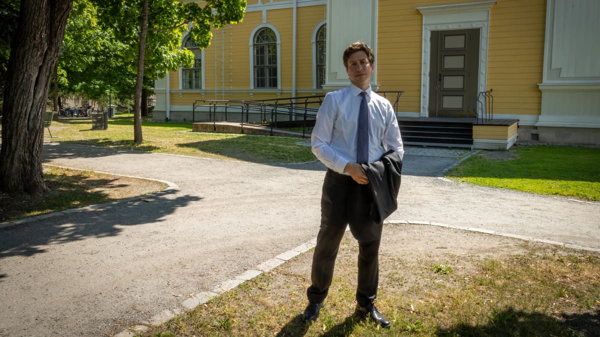 Junnilan kanssa ministerisalkun jakava Sakari Puisto voisi ainakin ...