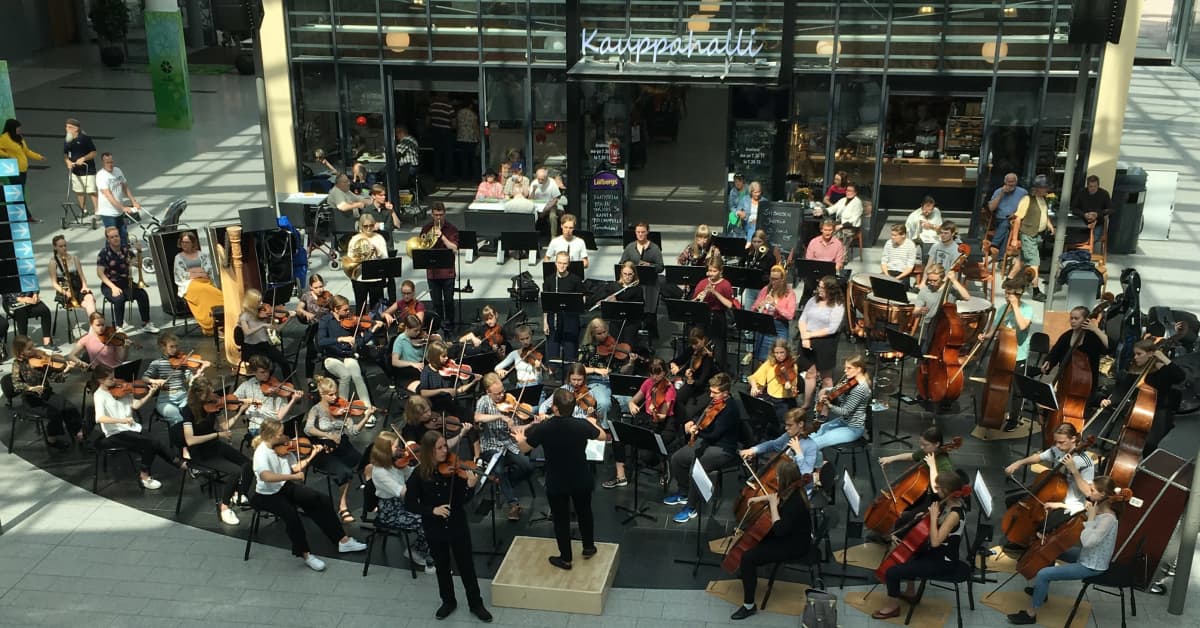 Kapellimestari Mikko Franck päätti pelastaa Sinfoniaorkesteri Vivon ...