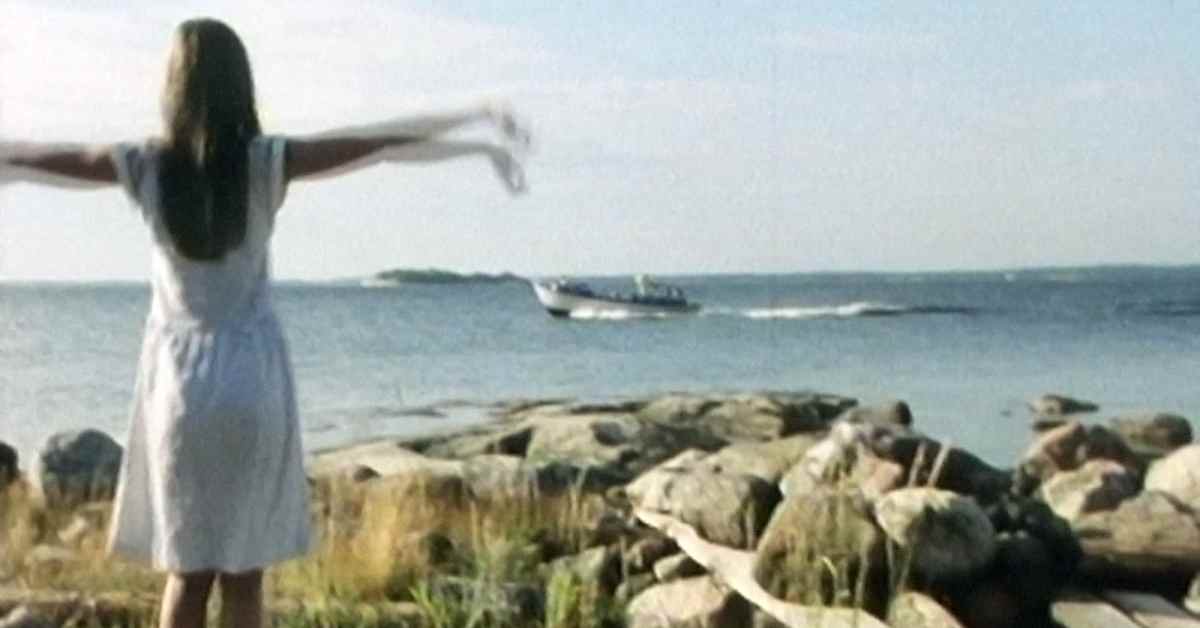 Reetta Robinson kasvaa vanhempien poissaollessa selviytyjäksi | Elävä ...