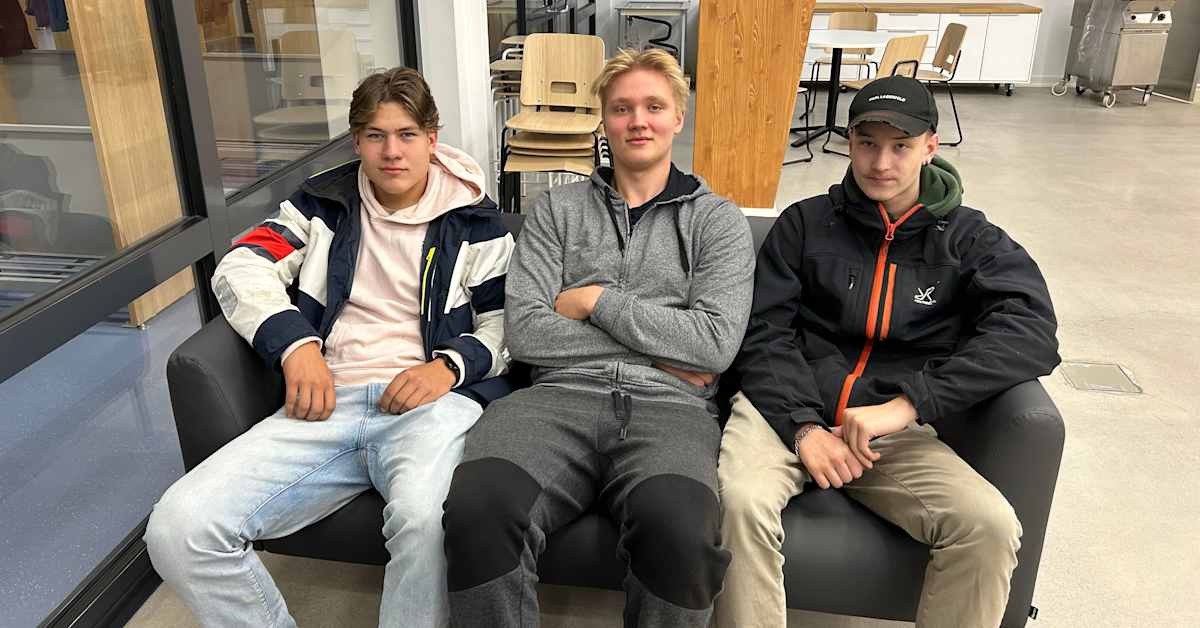 Studerande i Axxell inleder höstterminen i ny byggnad i Pargas ...