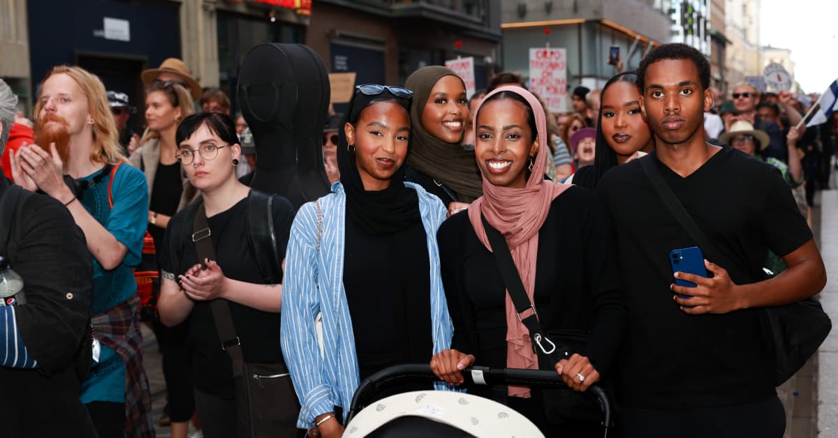 Wednesday's papers: Rising racism, Covid comeback and Markkanen's pay bounce | Yle News | Yle