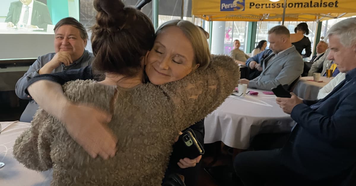 Eduskuntaan valittu Kaisa Garedew jättää Jyväskylän ...