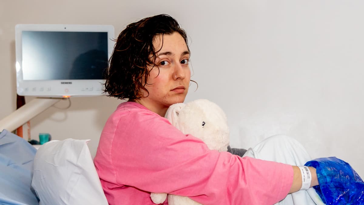 MS-tauti iskee nyt nuoriin suomalaisnaisiin – Jael Assulin, 27, kärsi ...