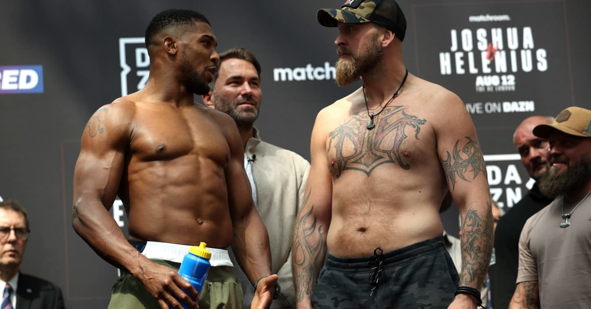 Katso, miten Robert Heleniuksen ikuisuuksia kestänyt tuijotus sai ...