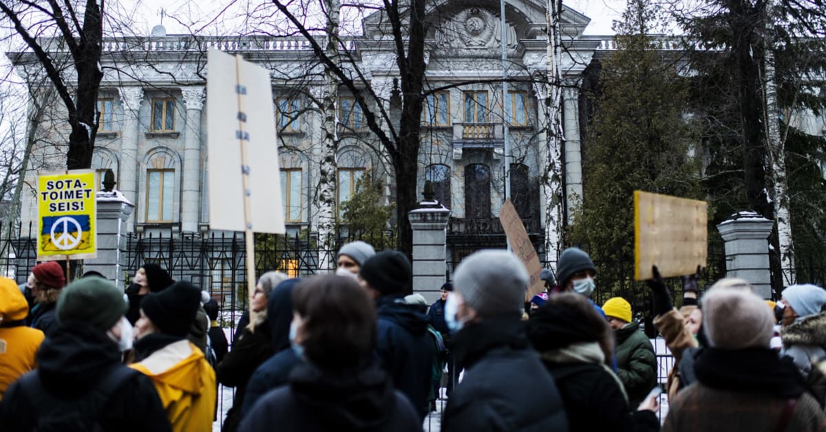 Polisen förbjöd demonstrationer framför Rysslands ambassad ...