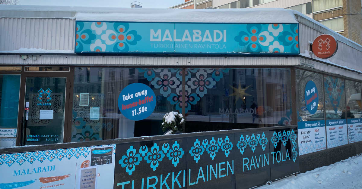 Vesi tulvi sisään ravintola Malabadiin Tampereella – edessä on iso ...
