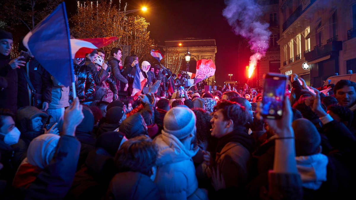 MM-kisaottelusta tuli Ranskassa politiikan pelinappula – ottelun ...