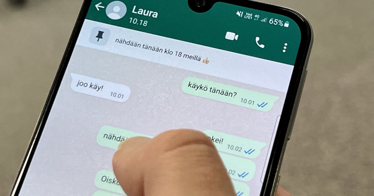 Police warn parents over WhatsApp groups distributing explicit, violent ...