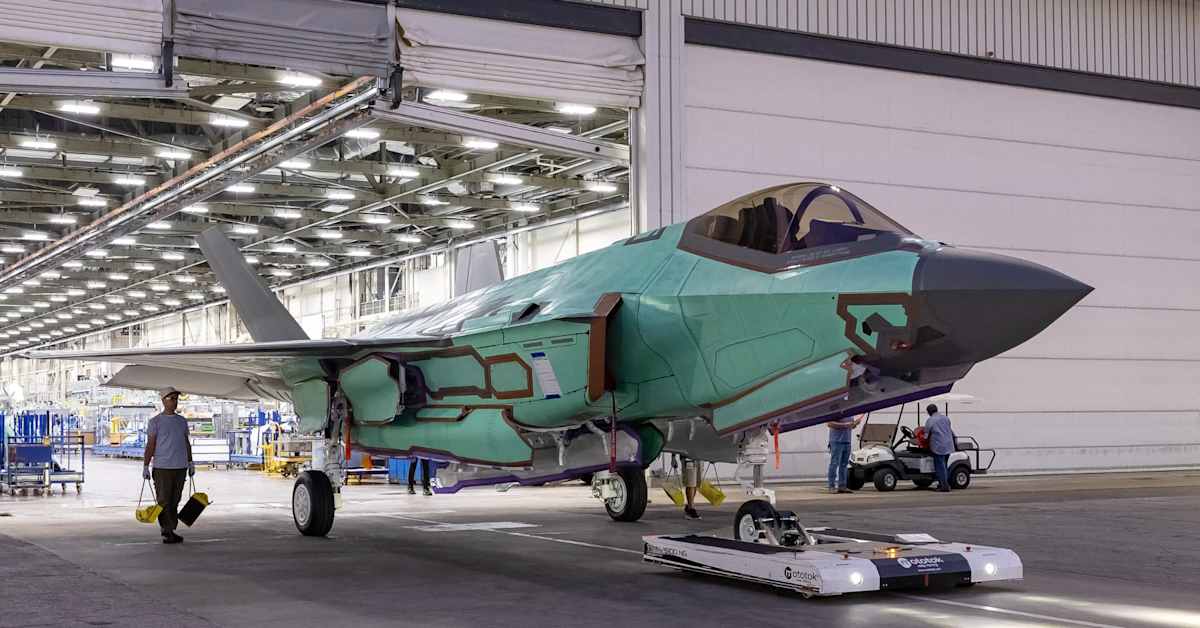 Finland's first F-35 fighter jet taking shape in US | Yle News | Yle