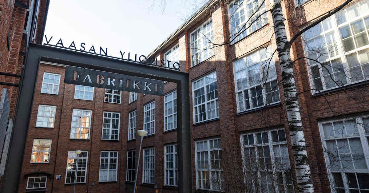 Vaasan yliopisto askeleen lähempänä Vaasan ammattikorkeakoulun ...