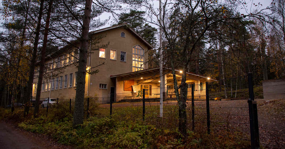 Redan på våren kan lamporna slockna för gott i Salpar skola i Sibbo ...