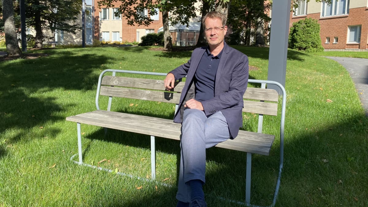 Pahentunut koronatilanne myllertää Savonlinnan koulukenttää ...