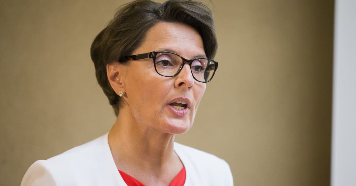 Minister Anne Berner: "Om hela resten av Europa stannar i sommartid och ...