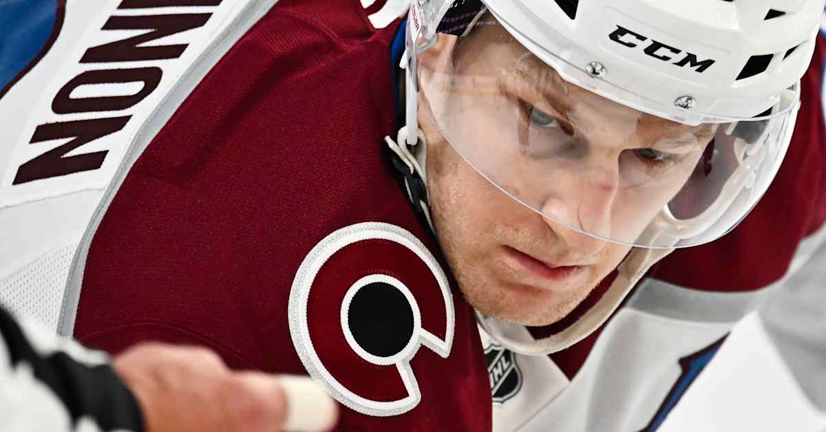 Colorado löi surkean Buffalon – Joonas Korpisalolla vaikea alku | Urheilua lyhyesti | Yle