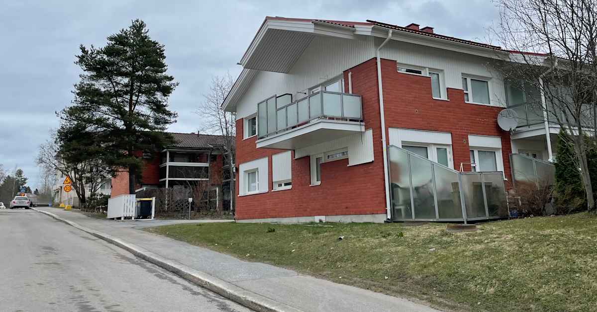 Luhtitalossa syttyi tulipalo Nokialla – asukkaita voi joutua evakkoon | Pirkanmaa | Yle