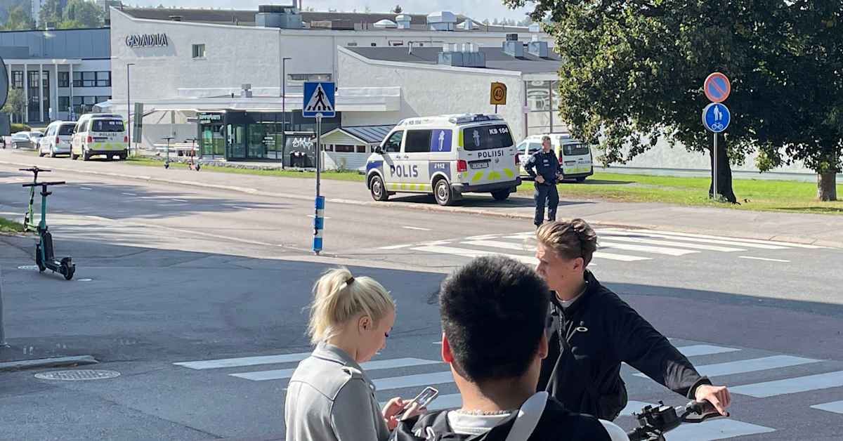Poliisi: Tilanne kampuksella Jyväskylässä ohi, asetta tai uhan ...