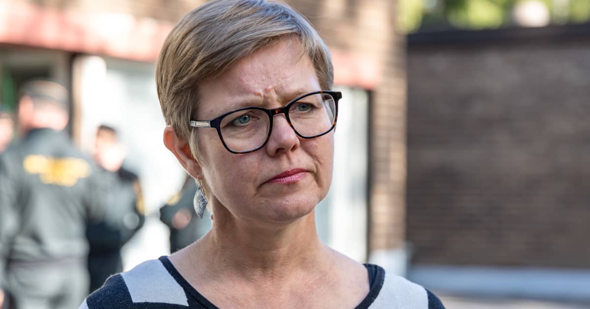 Sisäministeri Krista Mikkonen täyttää 50 vuotta: sunnuntaina luvassa ...