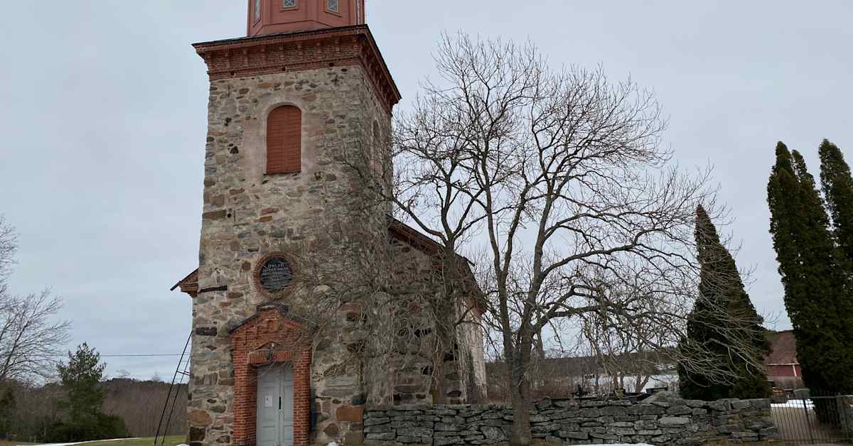 Iniö kyrka står inför omfattande renovering – kyrkan stängs efter påsk ...