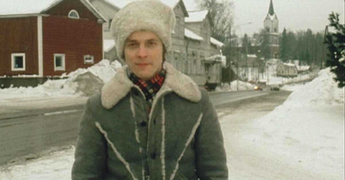 Timo T. A. Mikkonen selostaa Mäntsälän kapinan | Elävä arkisto | Yle