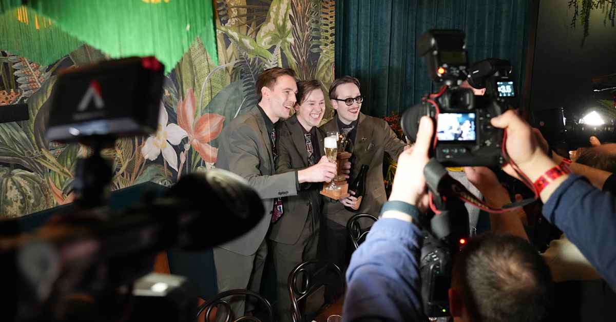 ”Nu packar vi väskan till Basel” – se bilderna och hör Axel Åhman på efterfesten! | Kultur ...