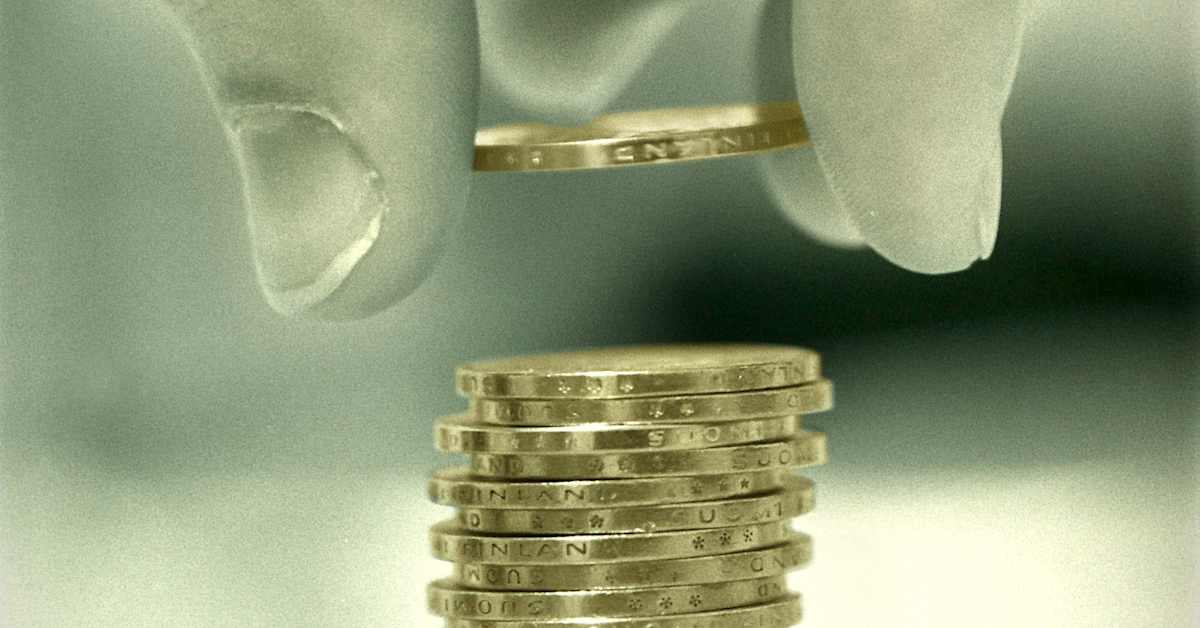 Din andel av statsskulden är 24 382 euro och nu ska regeringen Marin ta ...