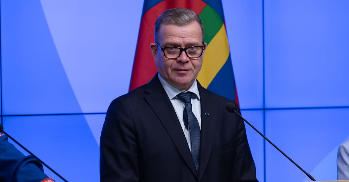 Uvja ii ožžon stáhta juovla­skeaŋkaruđaid, vaikko stáhtaministtar ...