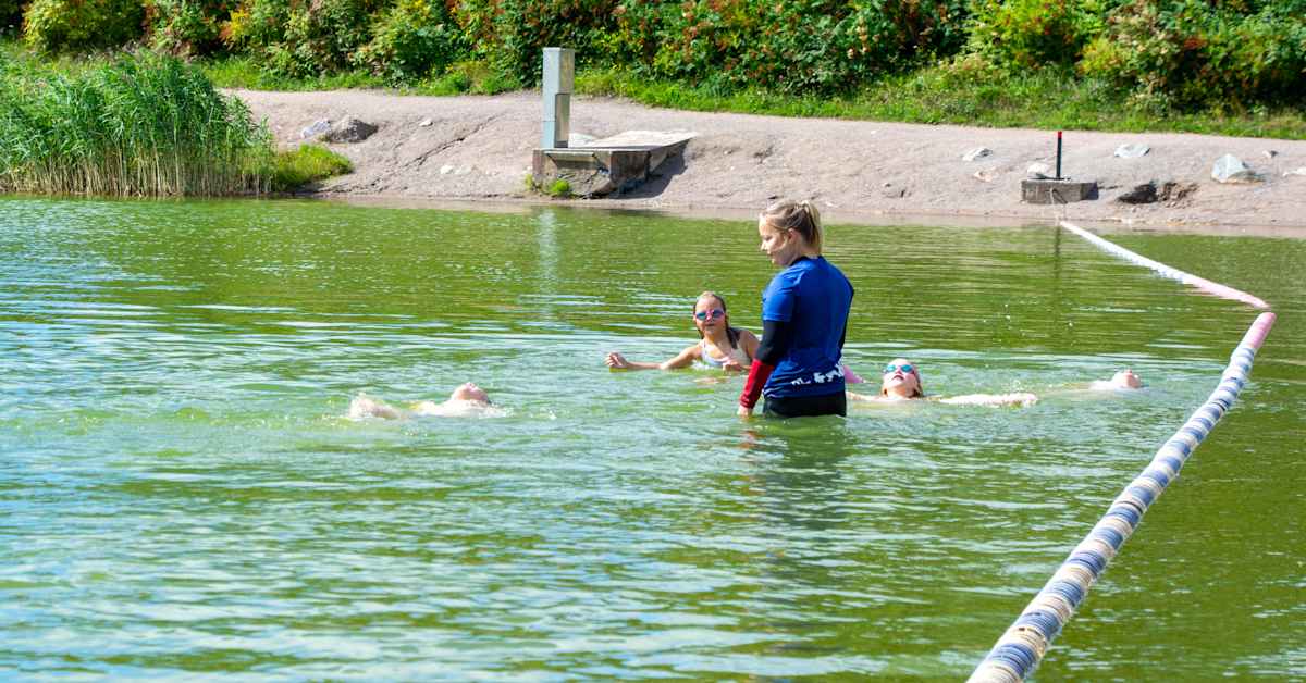 Allt färre barn kan simma då de går ut sexan – Folkhälsan i Kimito vill ...